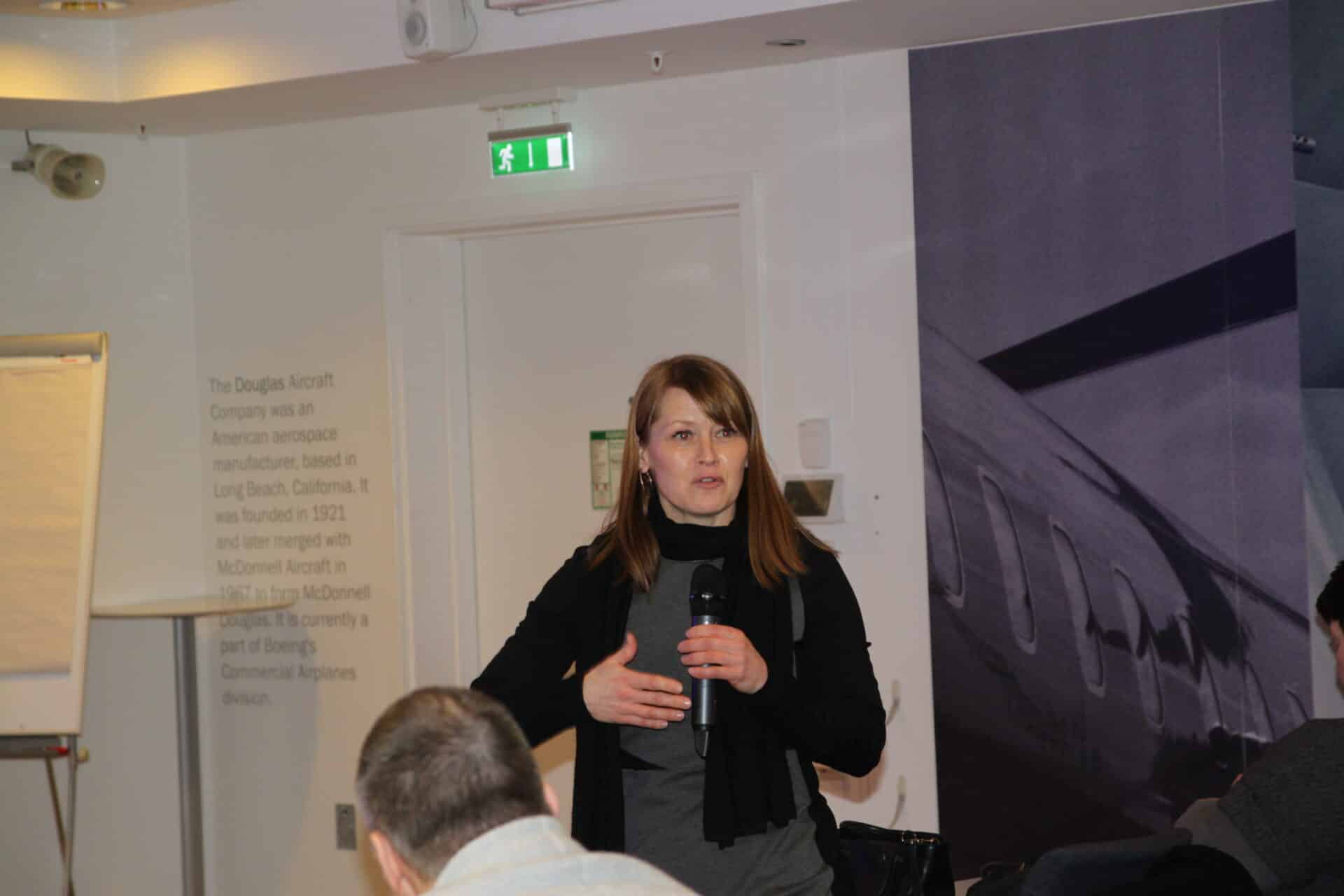 Kine Asper Vistnes valgt som ny LO-leder - Norsk Nærings- og ...